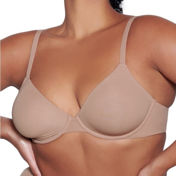 Skims Intimates And Sleepwear Nwt Skims Fits Everybody Unlined Demi